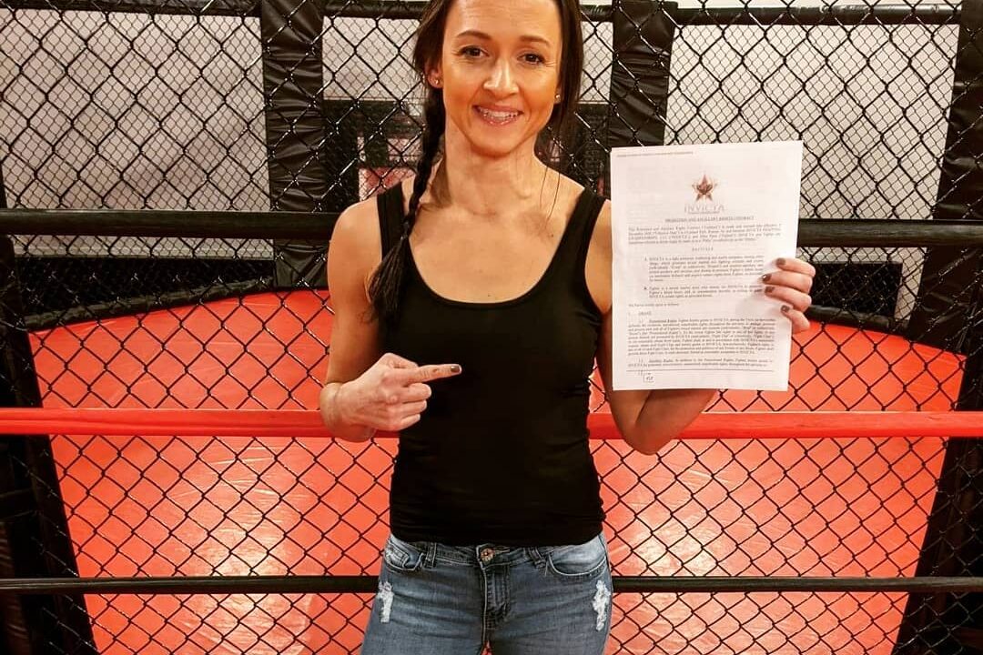PRESS RELEASE – State College’s First Women’s Pro MMA Fighter | Central ...